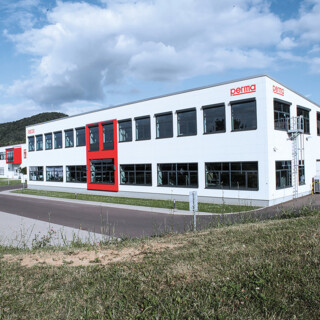 perma - Contact - perma