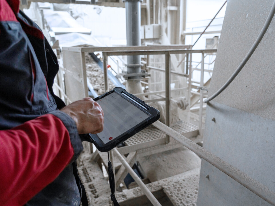 perma CONNECT: Remote lubrication point management - perma